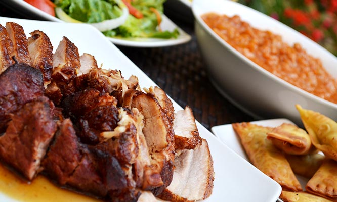 Lince: 2 o 4 porciones de chanchito o pollo al cilindro + papas nativas ...