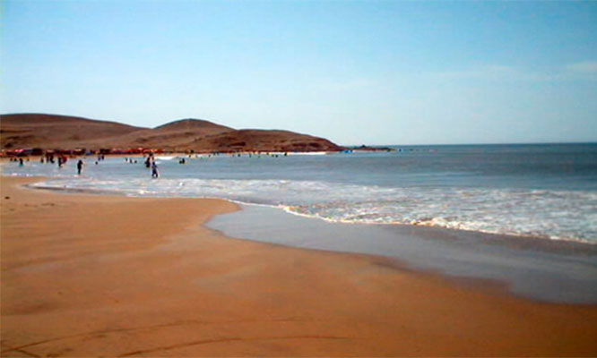 Full day a Laguna Encantada & Playa Paraiso - Huacho y más | Cuponidad