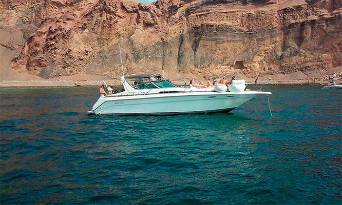¡Aventura en Yate entre amigos! Paseo por playas del sur en yate ...